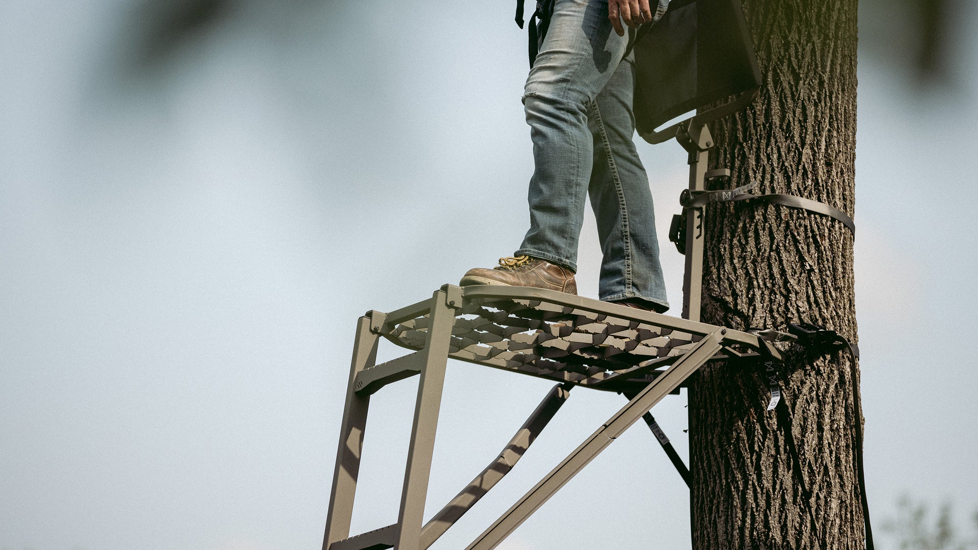 Ladder Stands – Novix Outdoors