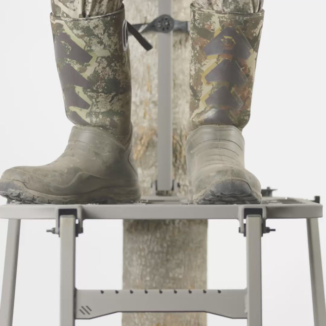 Raider Ladder Stand – Novix Outdoors