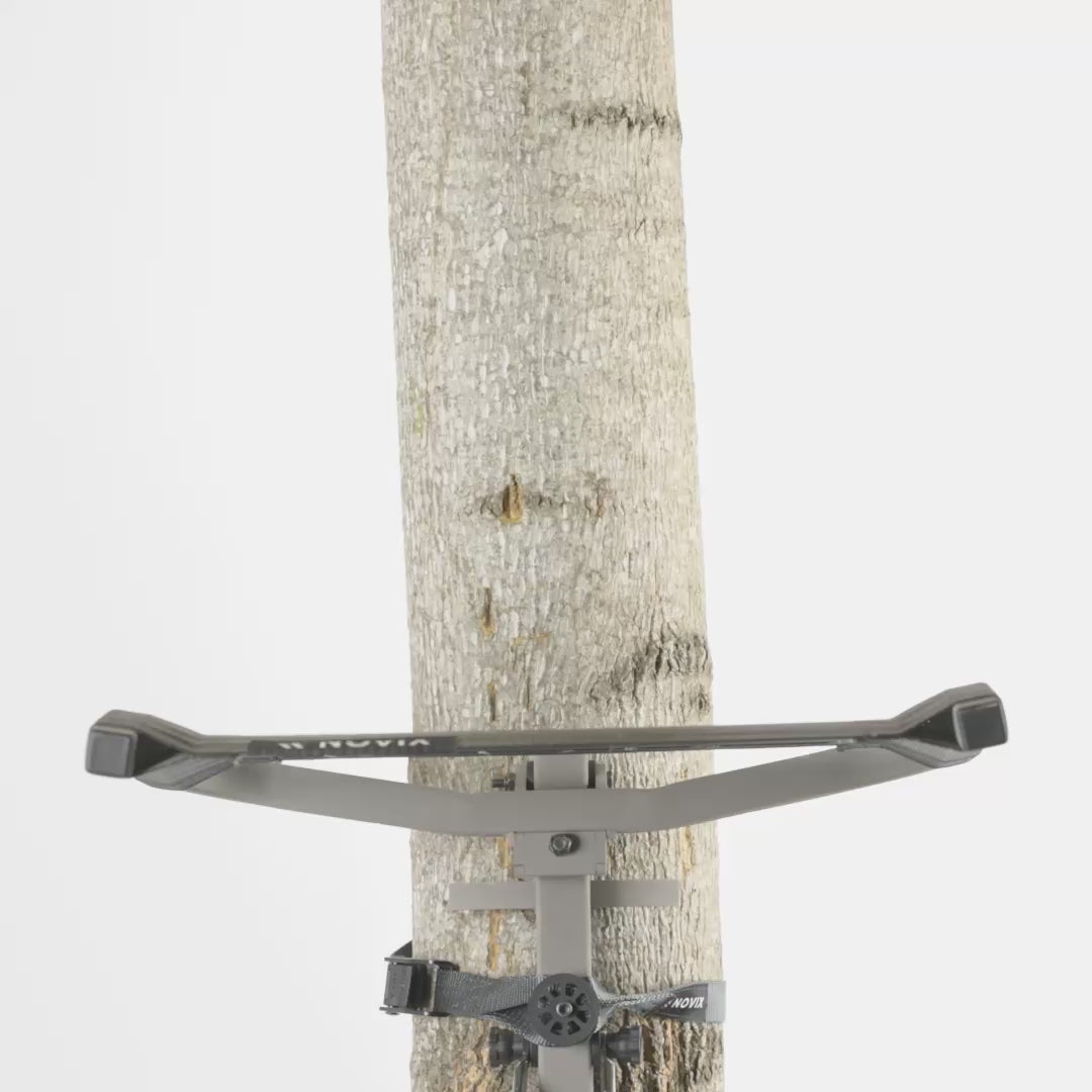 Raider Hang On Treestand – Novix Outdoors